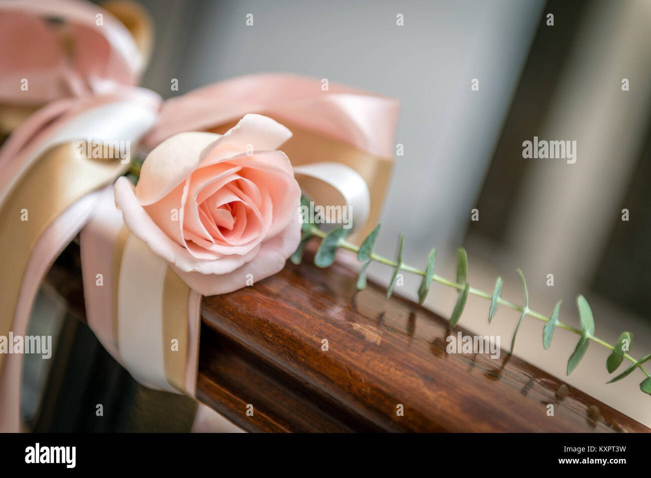 Wedding detail photography. Floral rose handrail decor Stock Photo - Alamy