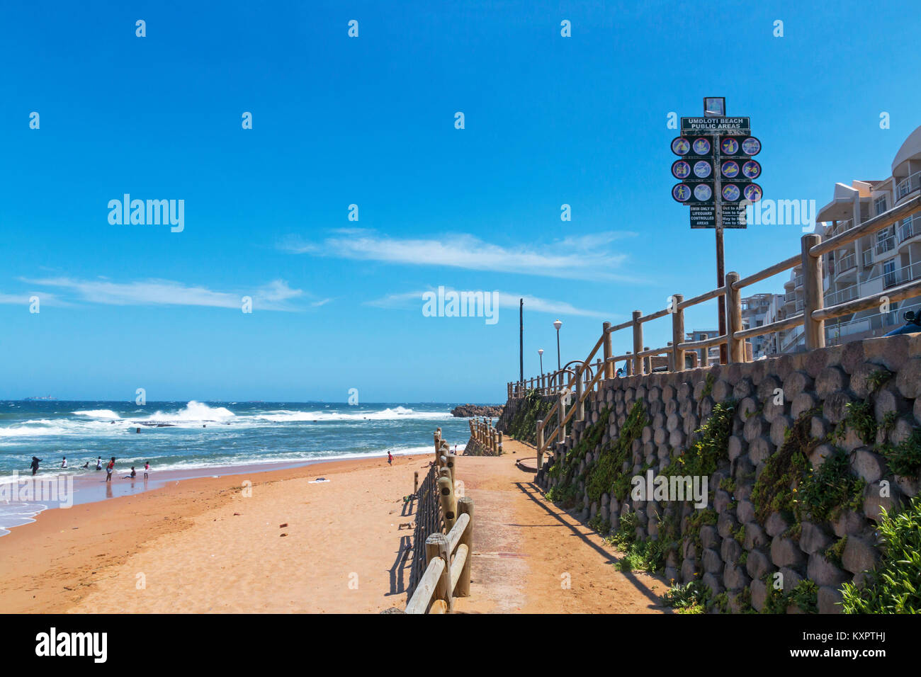 UMDLOTI, DURBAN, SOUTH AFRICA - NOVEMBER 28, 2017: Early afternoon Many ...