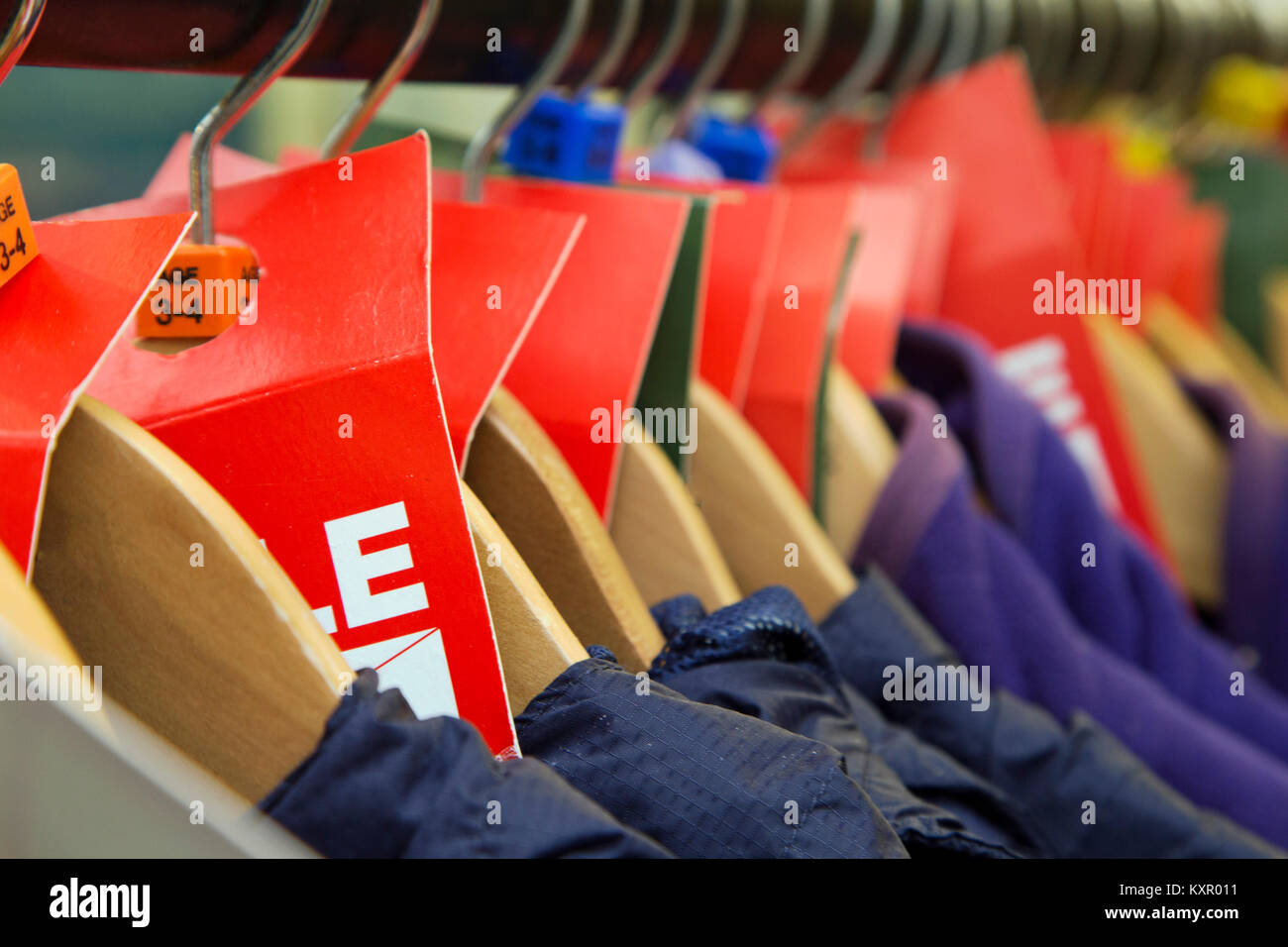 Coat hangers sizes hi-res stock photography and images - Alamy