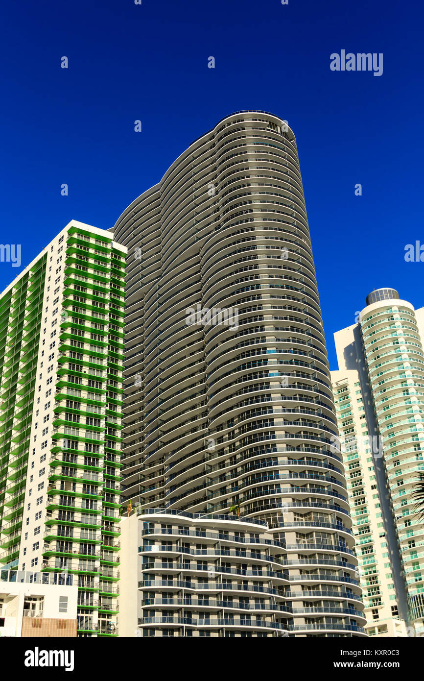 Hotel balconies in high rise hi-res stock photography and images - Alamy