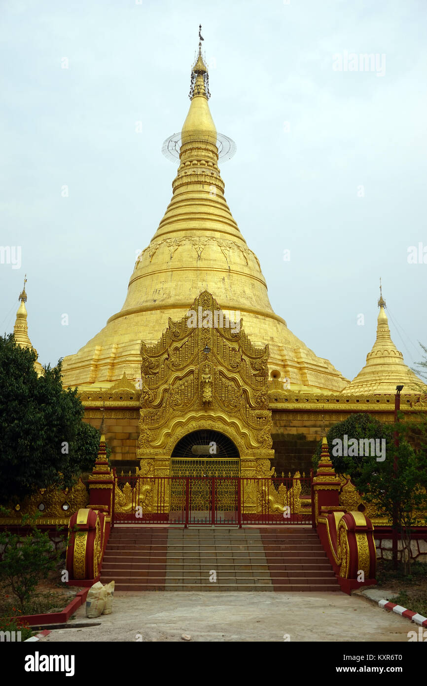 LASHIO, MYANMAR - CIRCA APRIL 2017 YanTineAung Pagoda Stock Photo - Alamy