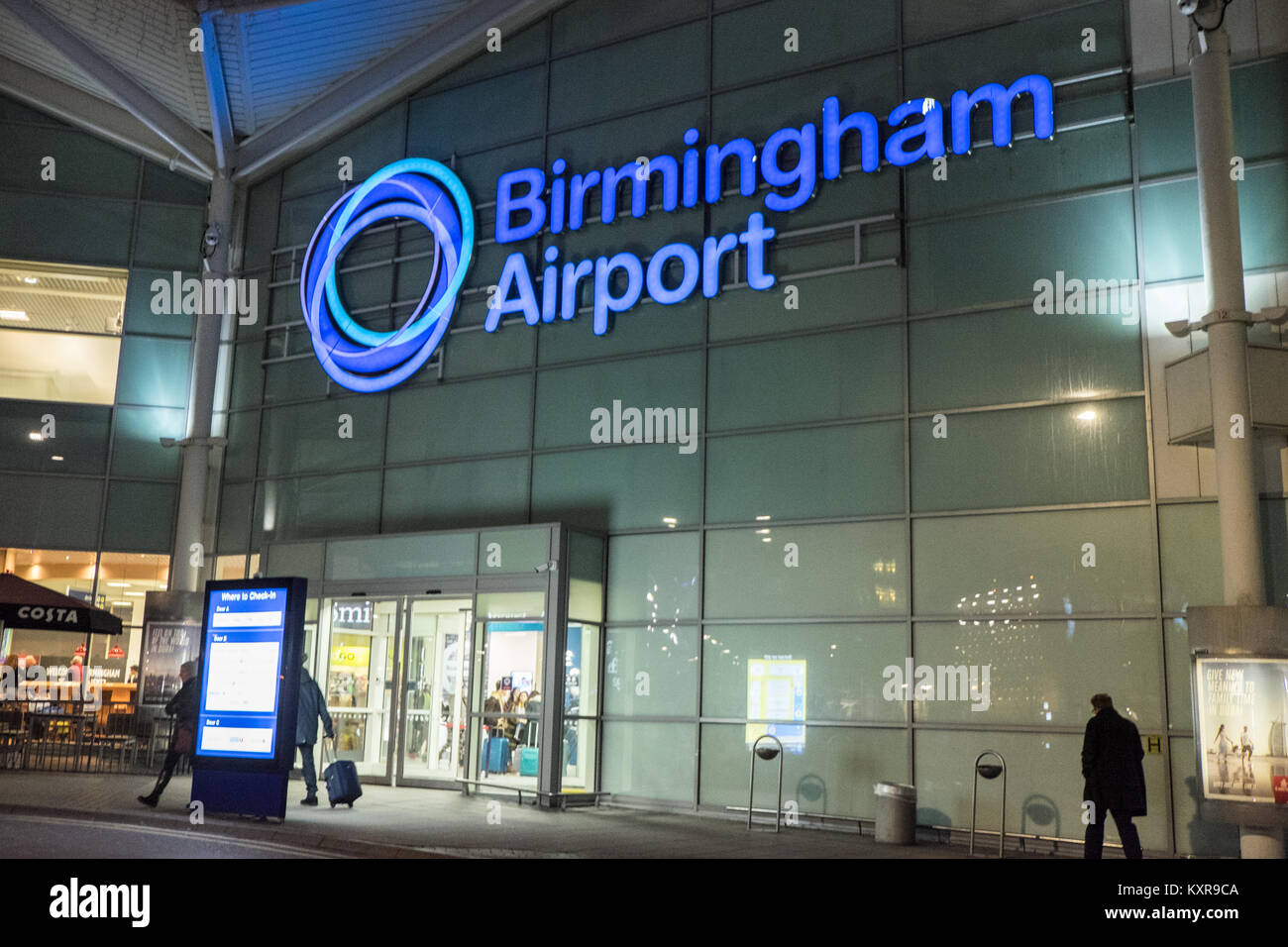 Birmingham airport terminal hi-res stock photography and images - Alamy