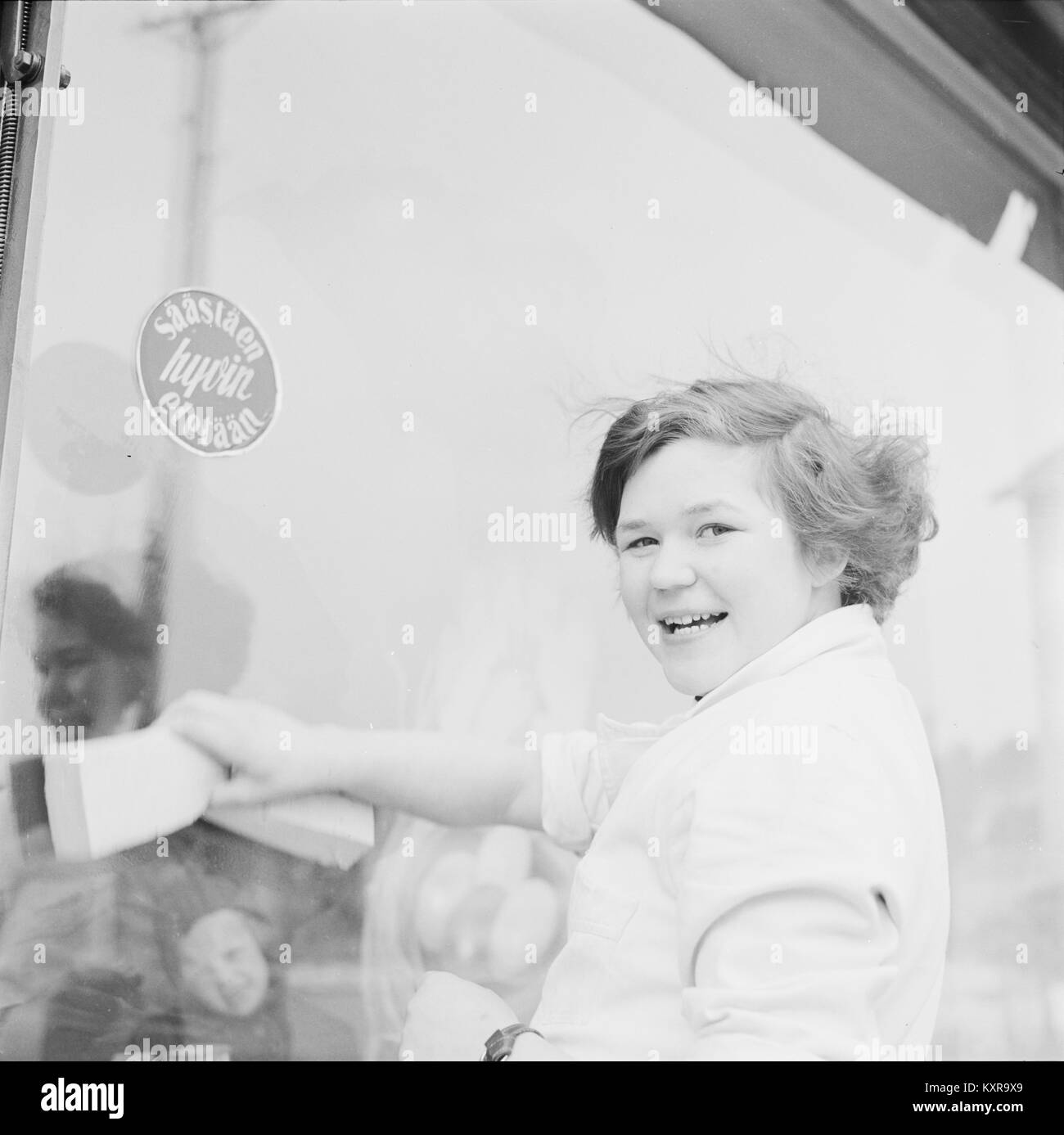 1960s shop window hi-res stock photography and images - Alamy