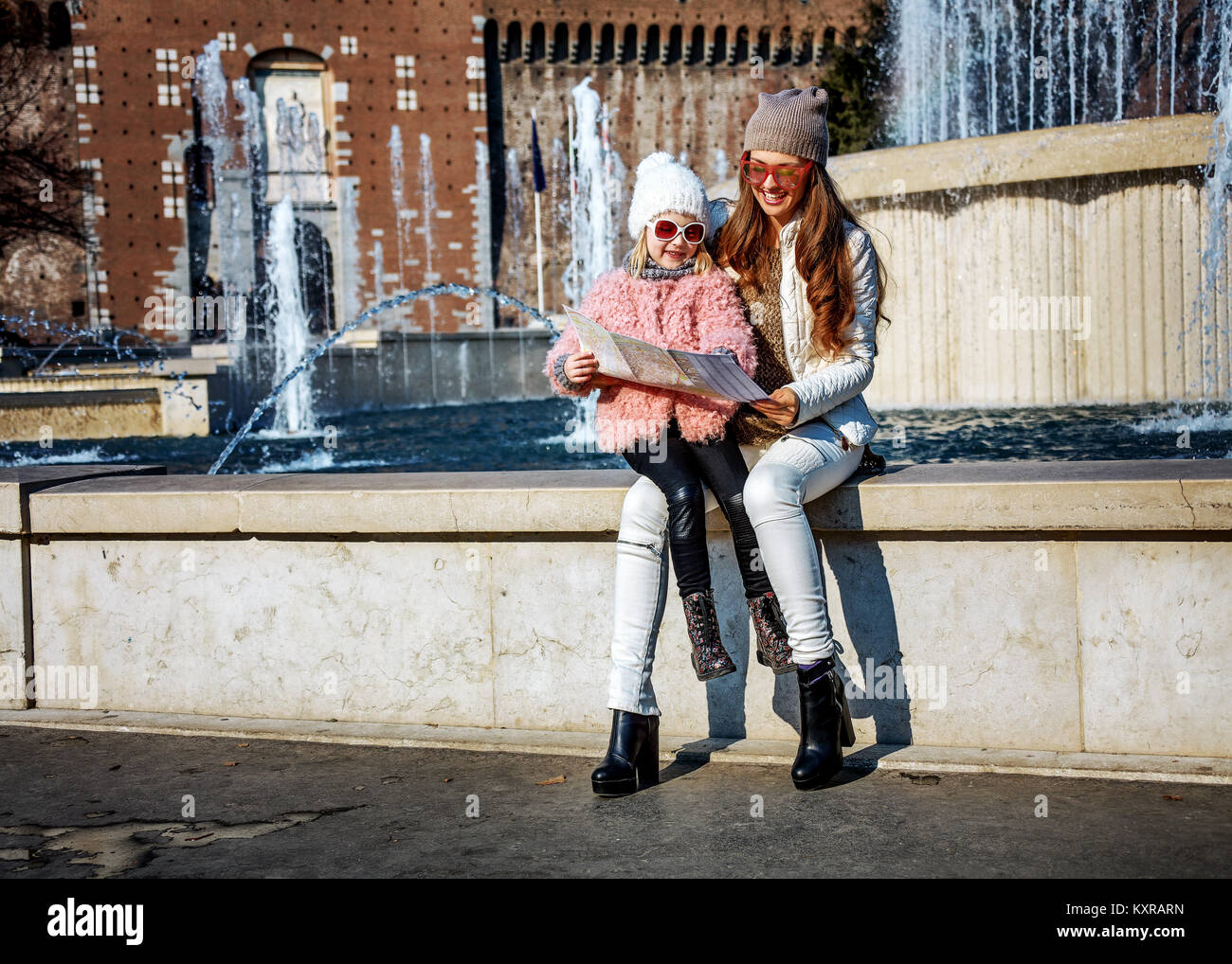 Rediscovering things everybody love in Milan. Full length portrait of ...
