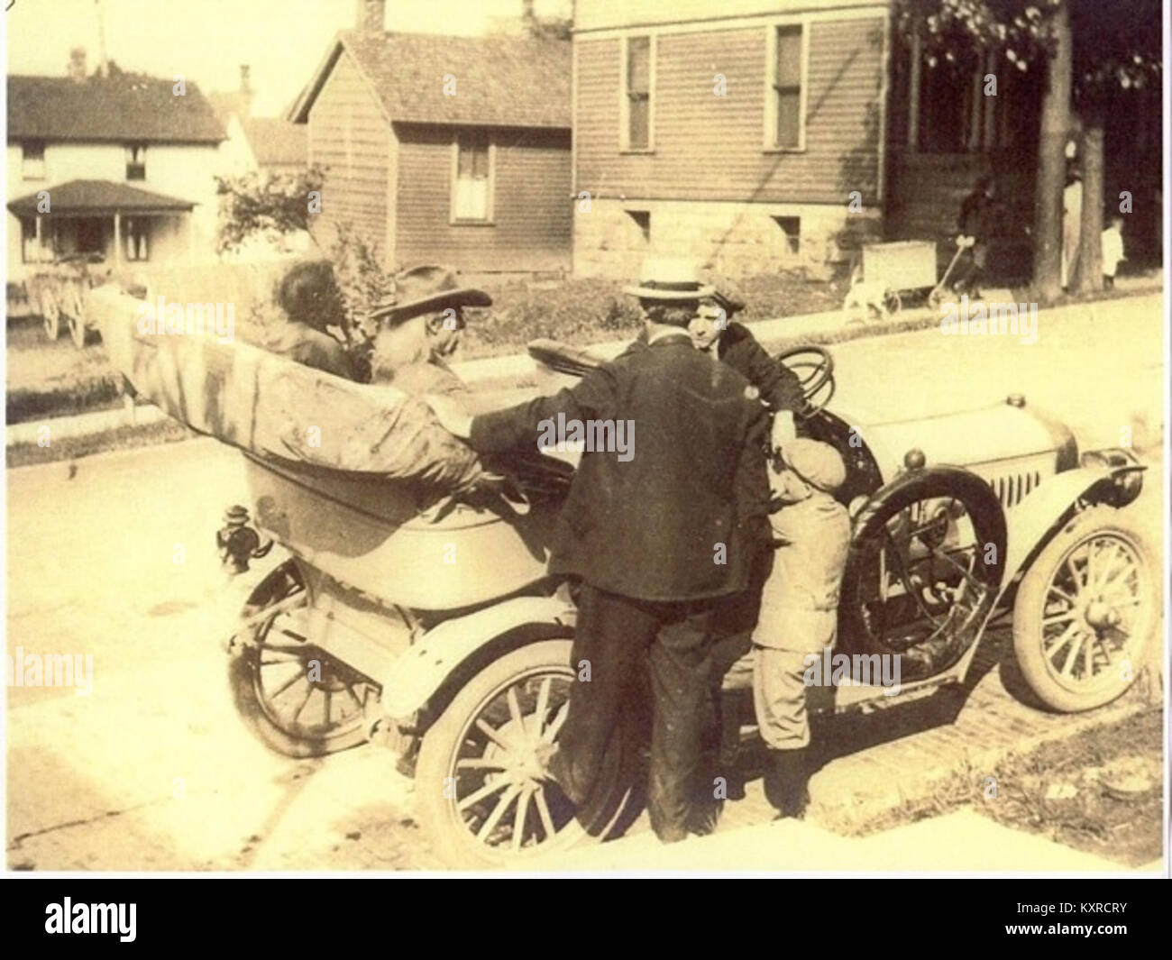 Buffalo bill cover hi-res stock photography and images - Alamy