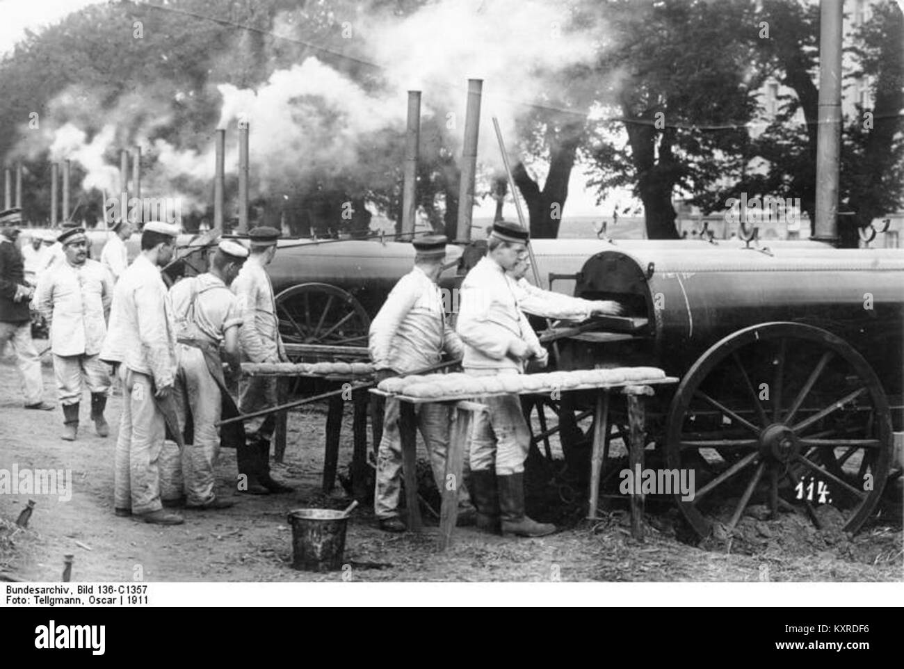 This historical photograph shows a field bakery in Uckermark, Germany ...