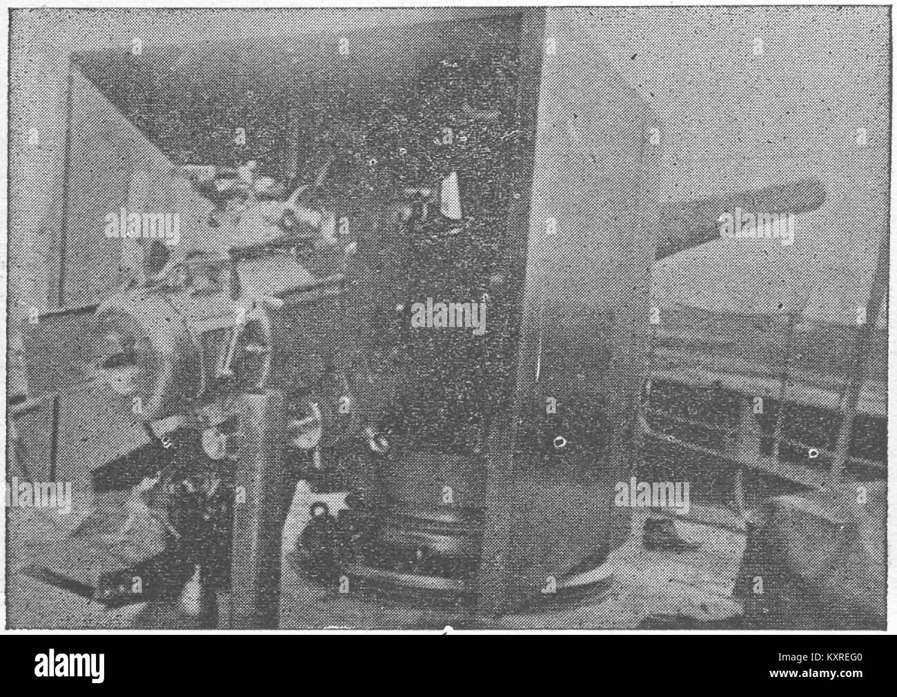 The Skoda cannon installed on the cruiser 'Uruguay,' a naval artillery ...