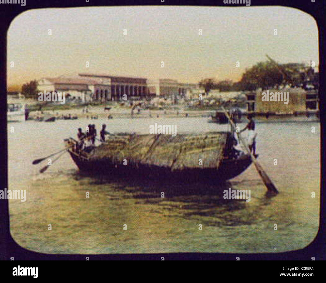 Bengali boat hi-res stock photography and images - Alamy