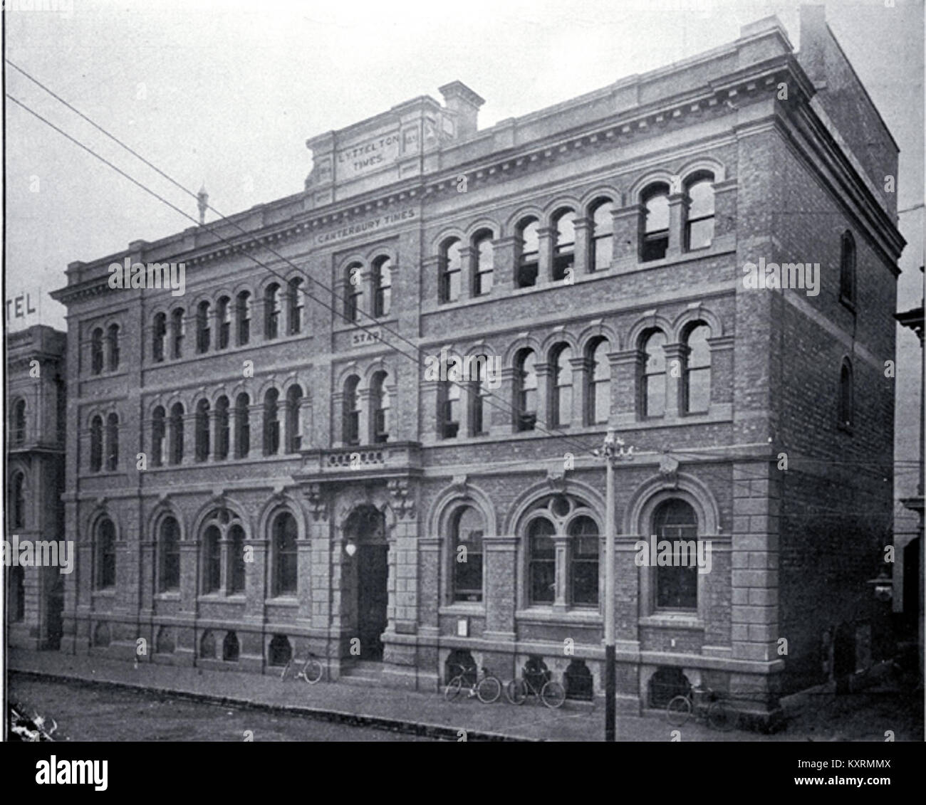 Star newspaper buildings hi-res stock photography and images - Alamy