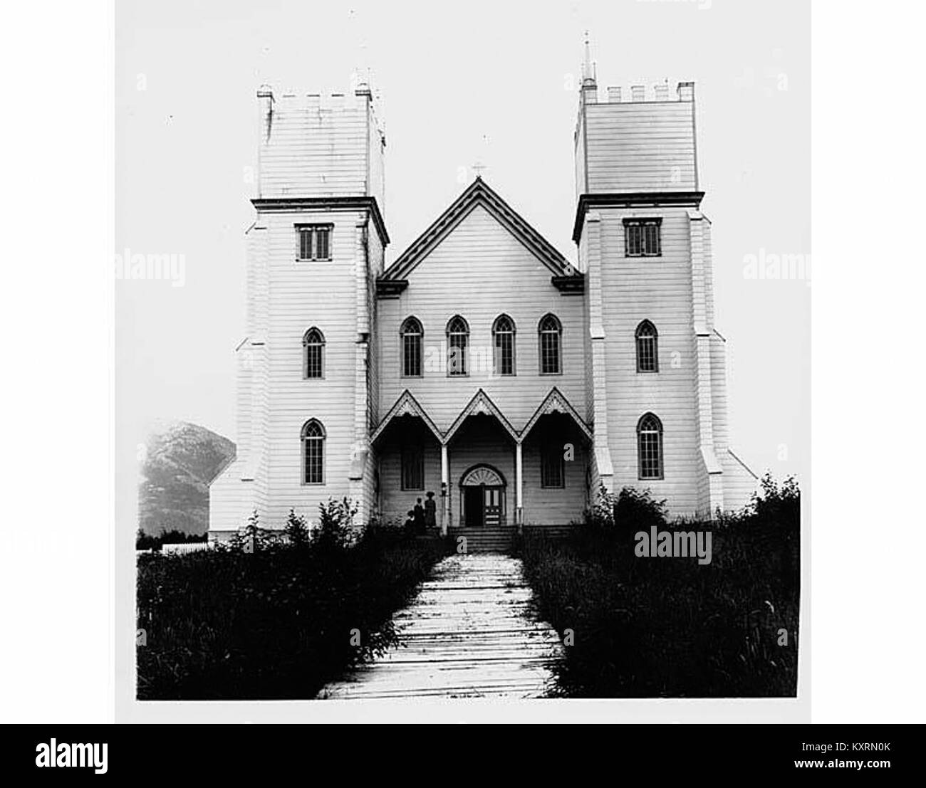 Indigenous peoples building Black and White Stock Photos & Images - Alamy