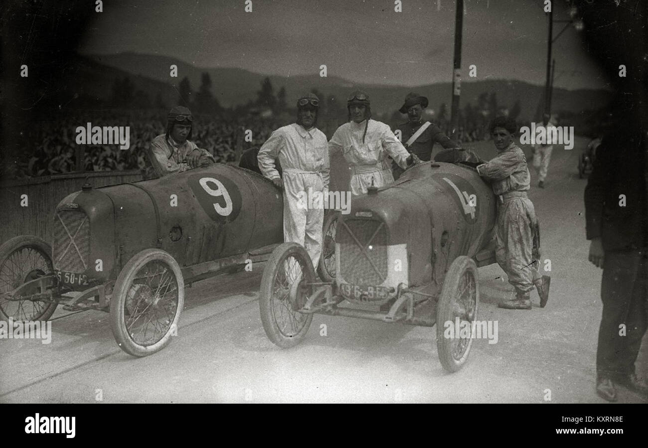 1900s car historical hi-res stock photography and images - Alamy