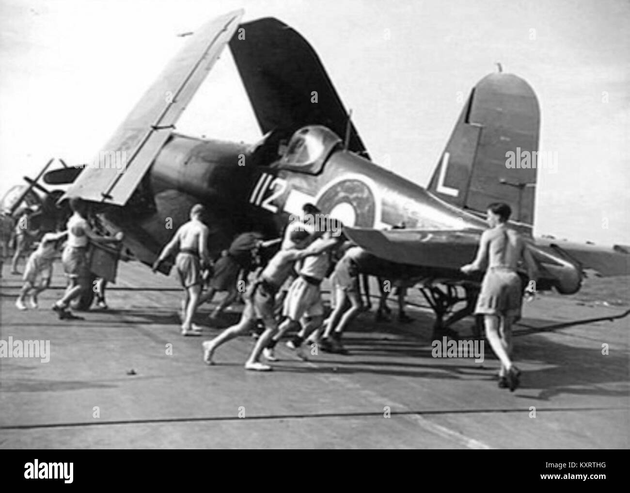 1945 corsair hi-res stock photography and images - Alamy