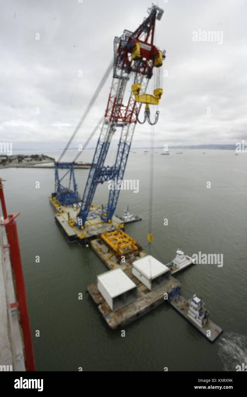 Lifting a load loads hi-res stock photography and images - Alamy