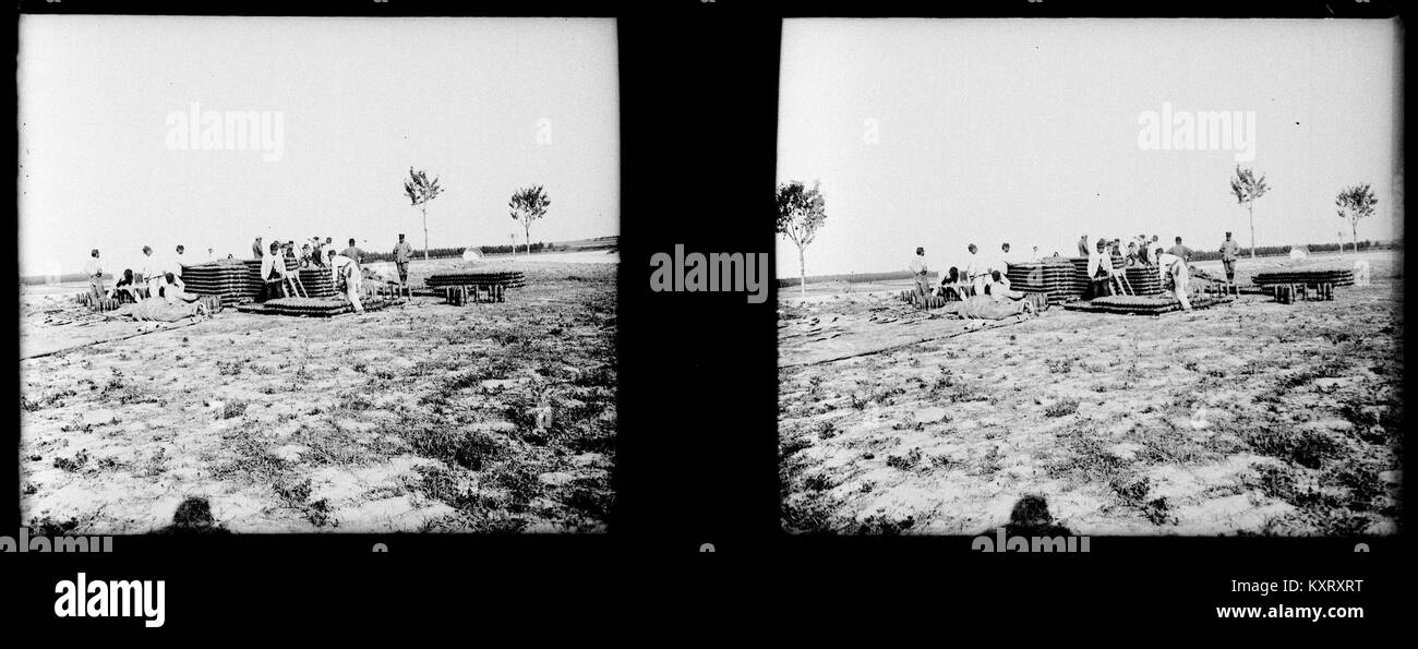 105mm shells hi-res stock photography and images - Alamy