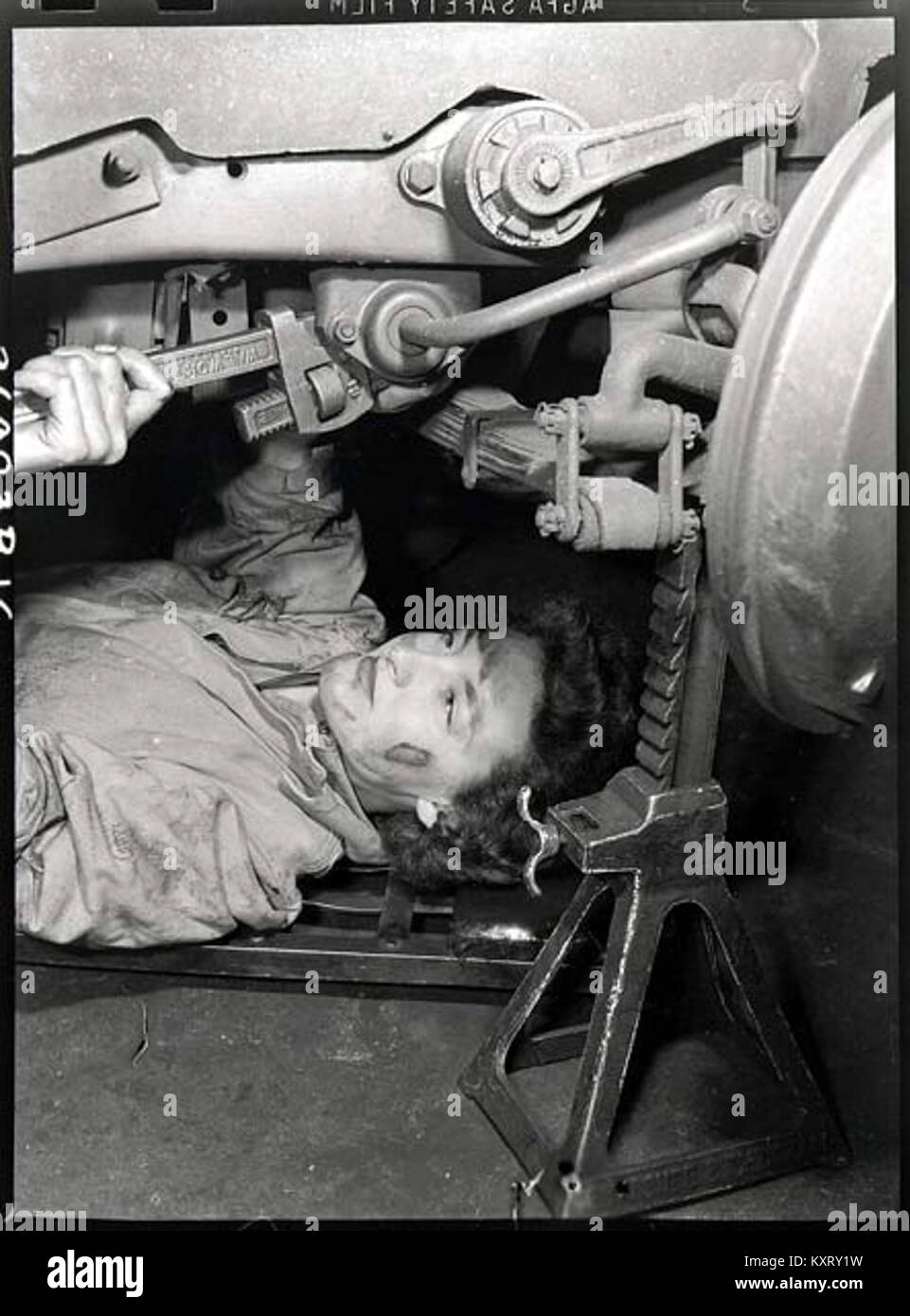 The CWAC mechanic (Canadian Women's Army Corps mechanic) in 1944 refers ...