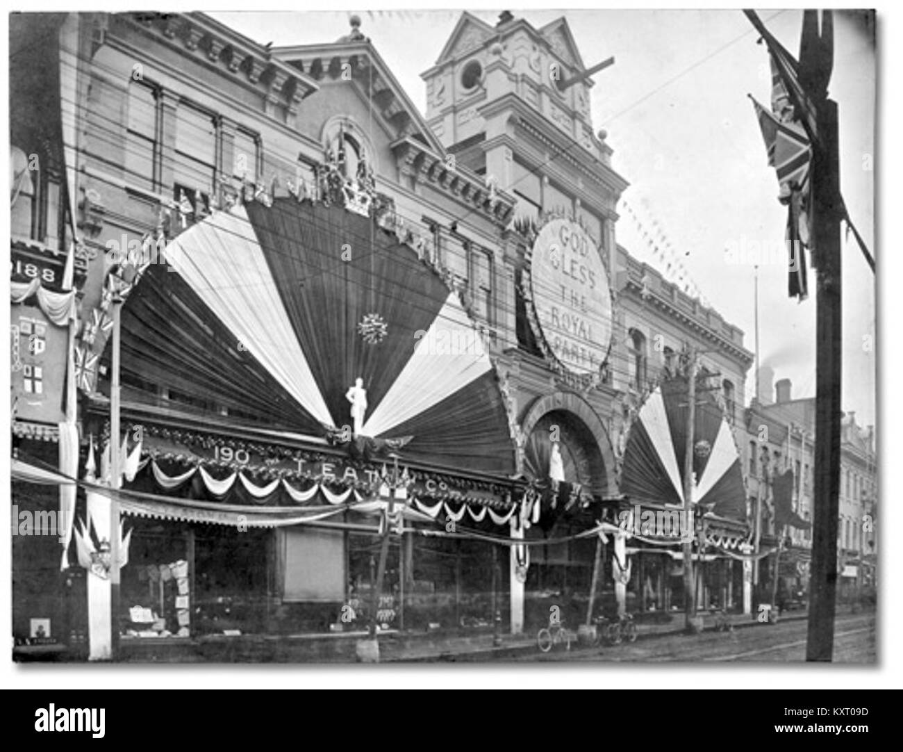 In 1901, Eaton's department store in Canada was decorated in honor of ...