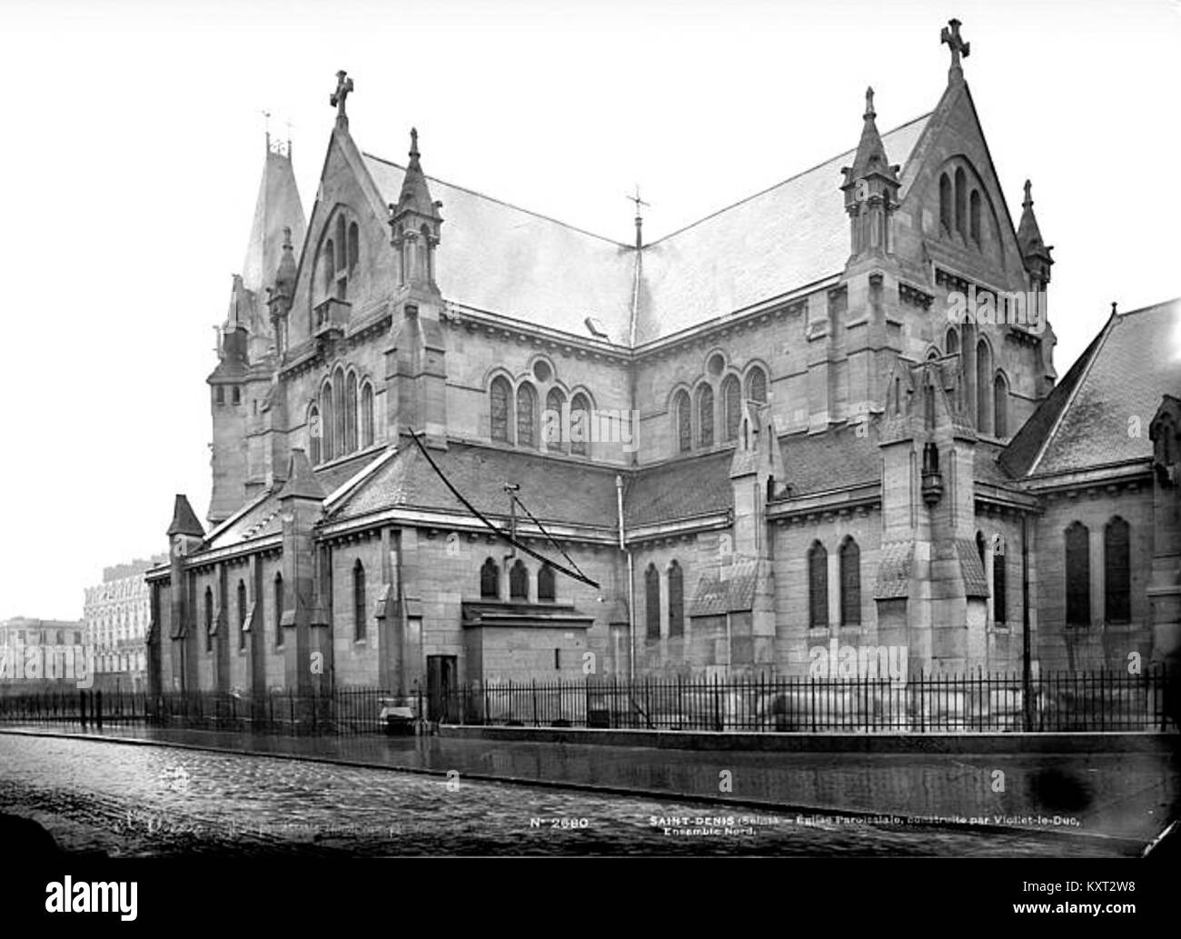 Eglise Saint Denys High Resolution Stock Photography and Images - Alamy