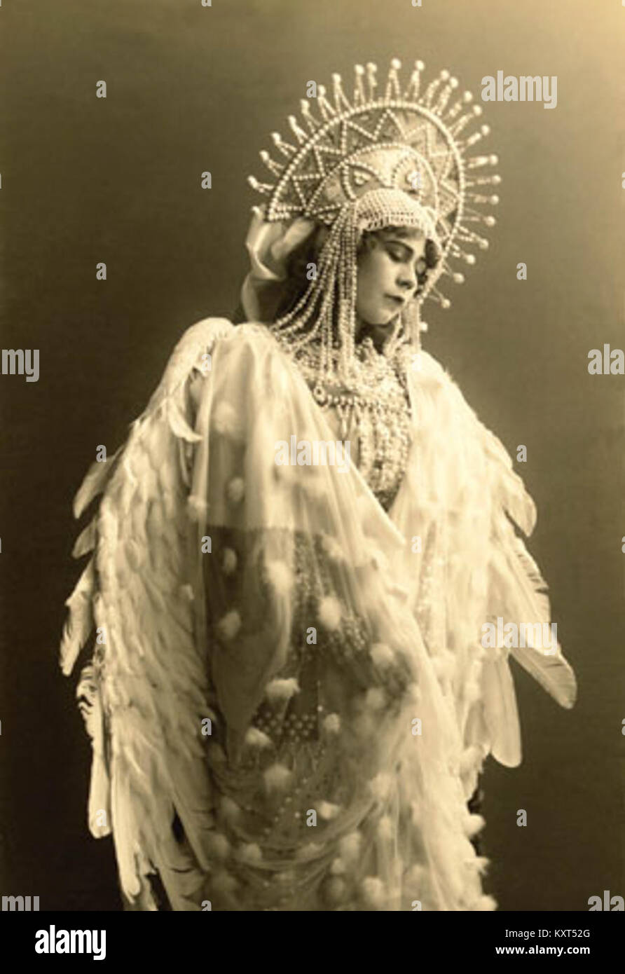 A 1913 photograph showing Russian ballerina Elena Stepanova performing ...