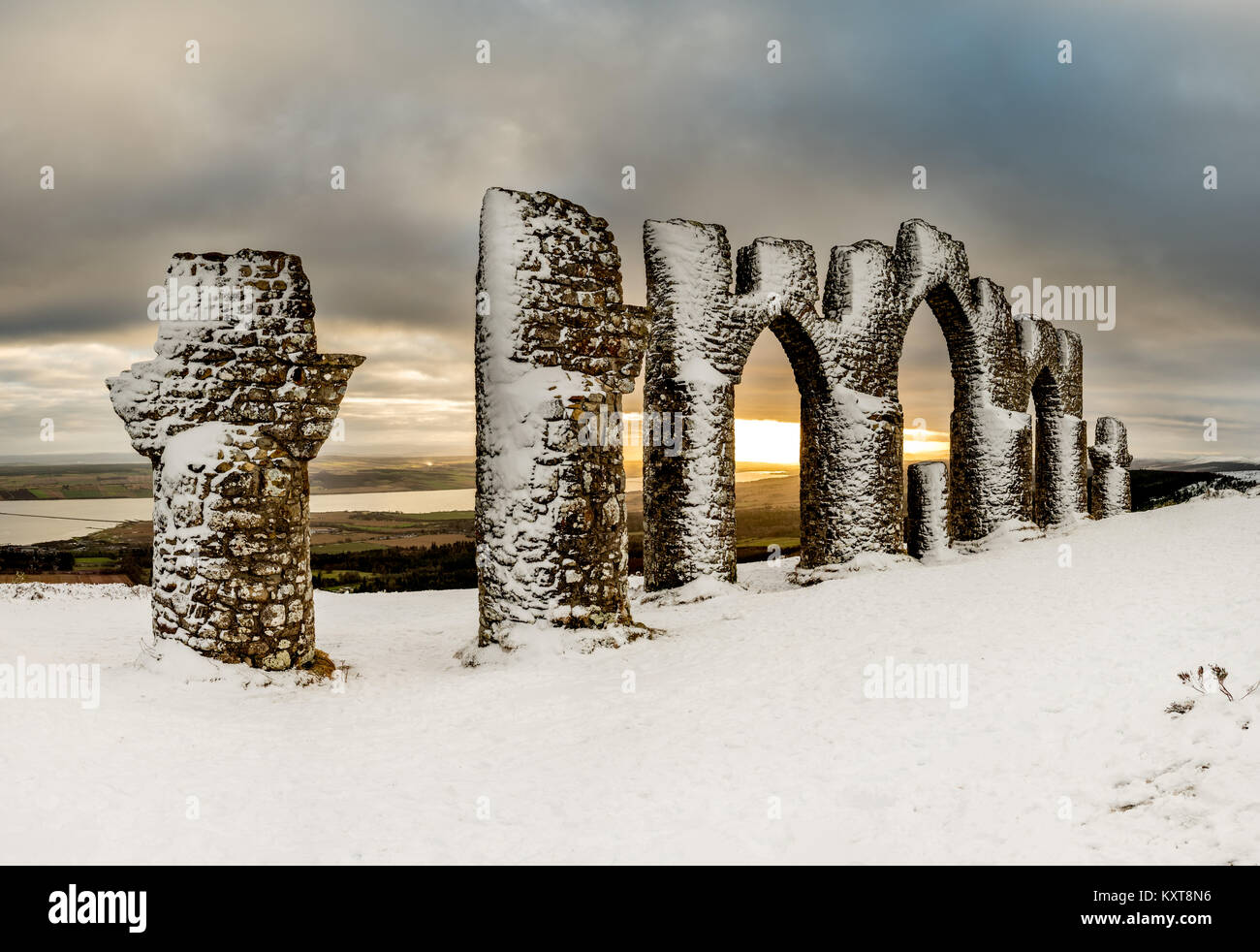 Fyrish Monument High Resolution Stock Photography and Images - Alamy