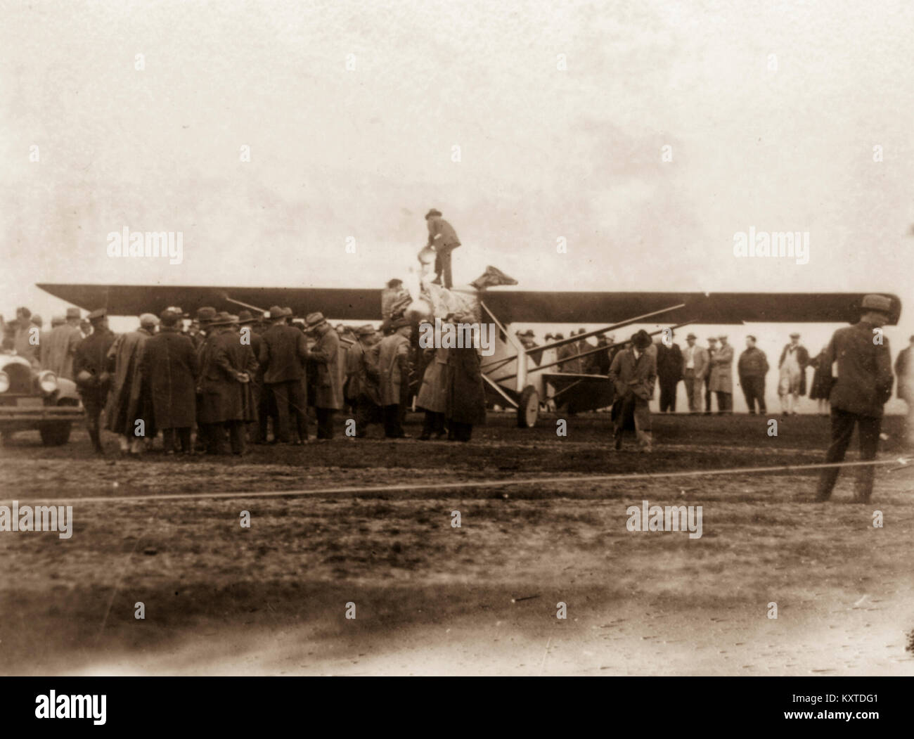 Charles A. Lindbergh aviator and American hero. In the early morning of ...
