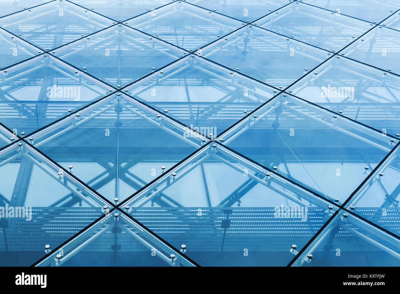 Glass facade curtain wall hi-res stock photography and images - Alamy