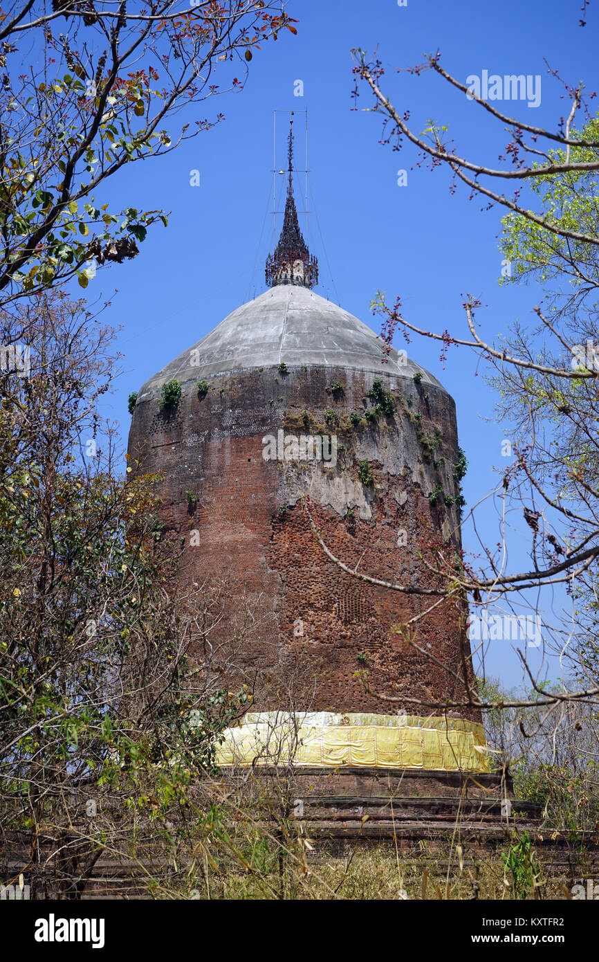 Pyu, MYANMAR - CIRCA APRIL 2017 Bawbawgyi Pagoda and trees Stock Photo ...