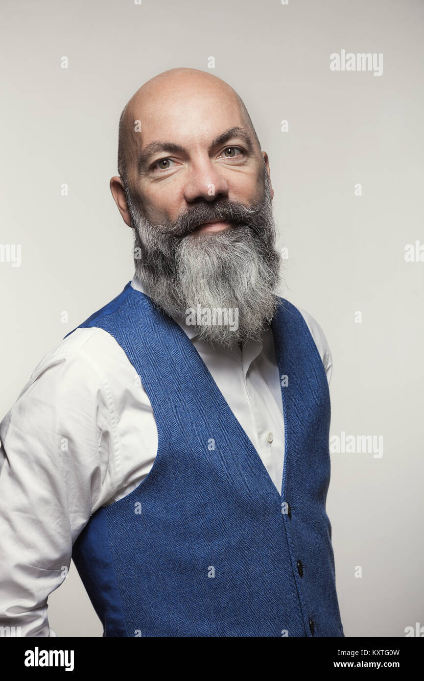 Man in beard hi-res stock photography and images - Alamy