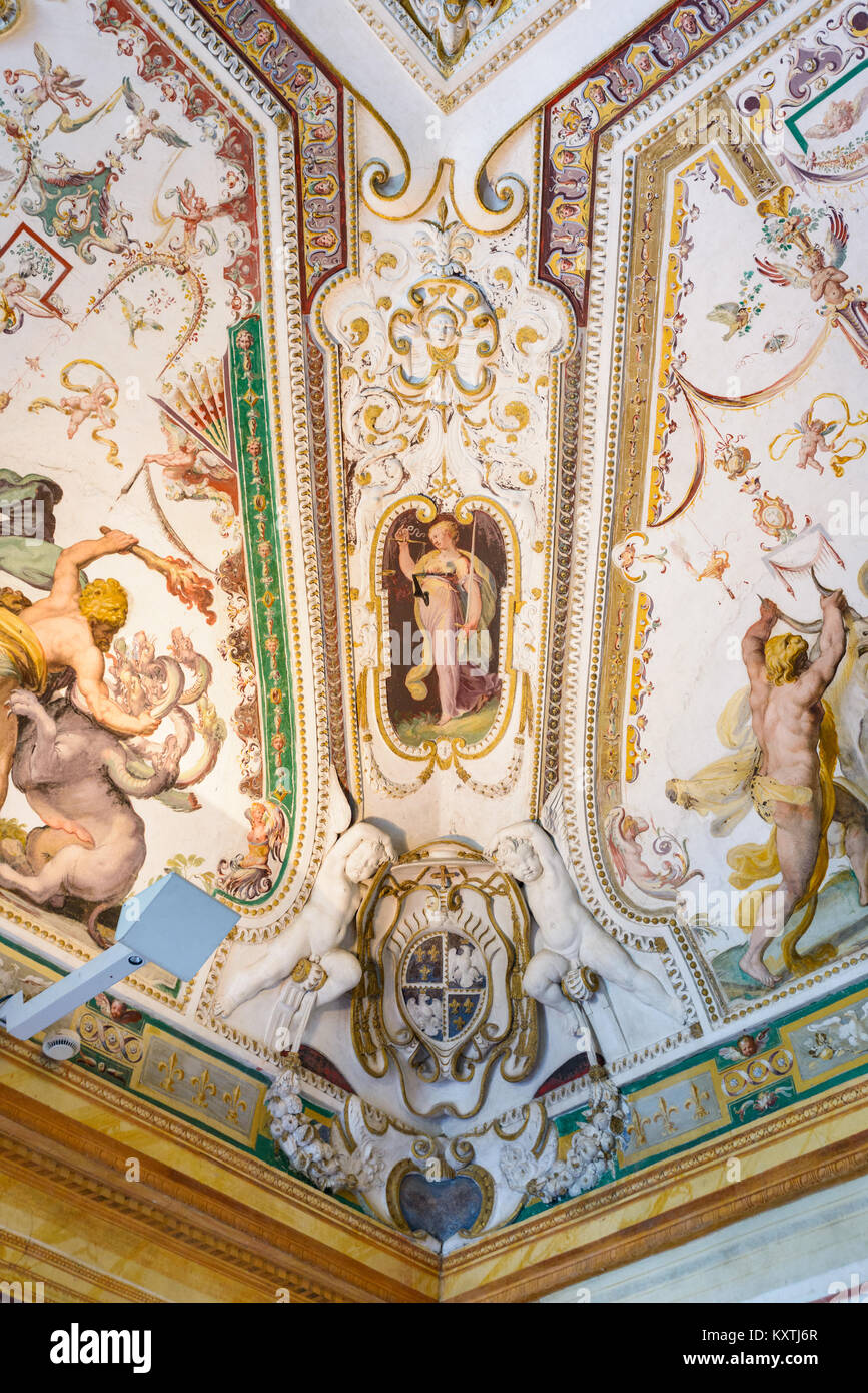 Frescoed ceiling hi-res stock photography and images - Alamy