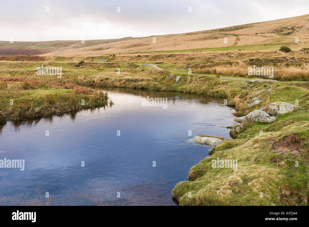River meander uk hi-res stock photography and images - Alamy