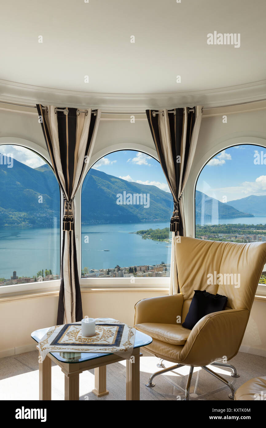 Arch sitting chair architecture hi-res stock photography and images - Alamy