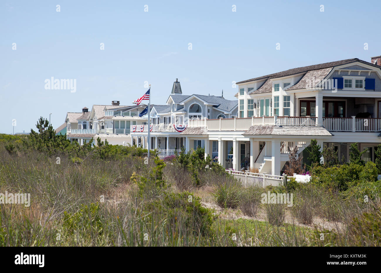 Houses on Stone Harbor Beach in New Jersey , USA Stock Photo - Alamy