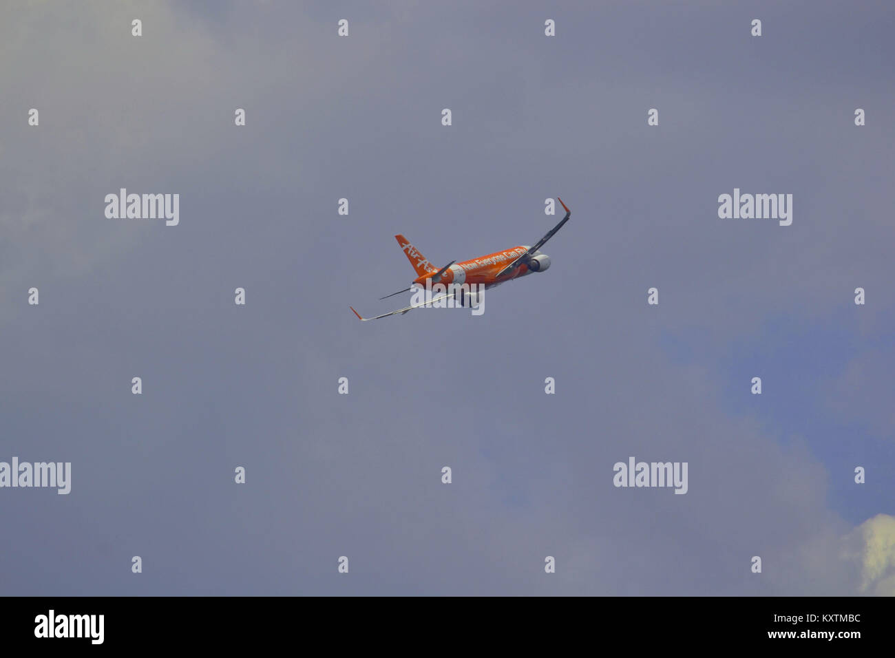 Air transportaion hi-res stock photography and images - Alamy