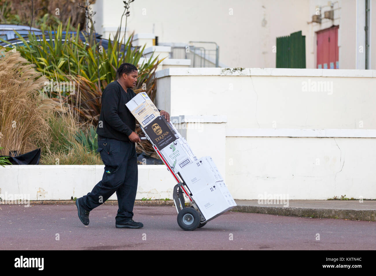 Sack barrow hi-res stock photography and images - Alamy