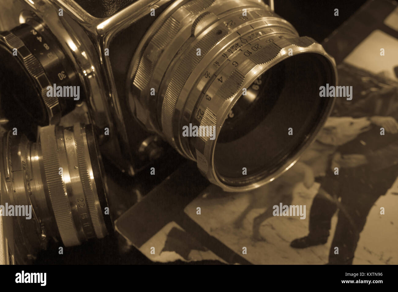 old camera retro medium format camera in the old style Stock Photo - Alamy