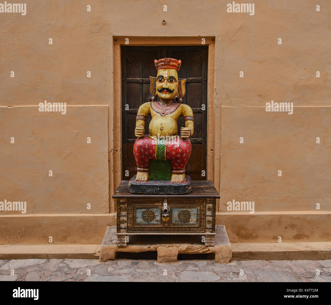 Modern art sculpture at the Amer Fort, Jaipur, India Stock Photo - Alamy
