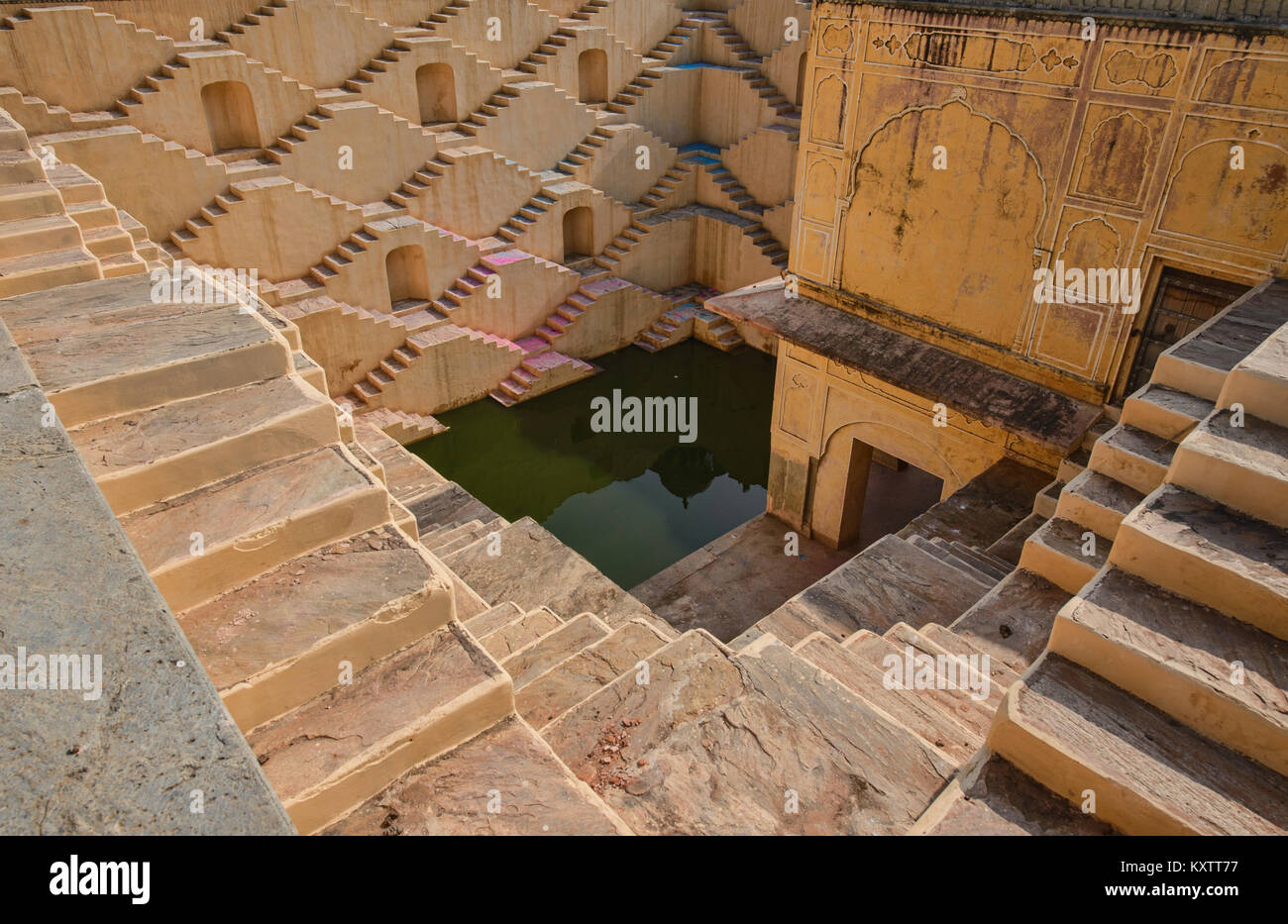 The Panna Meena ka Kund stepwell, Jaipur, India Stock Photo - Alamy