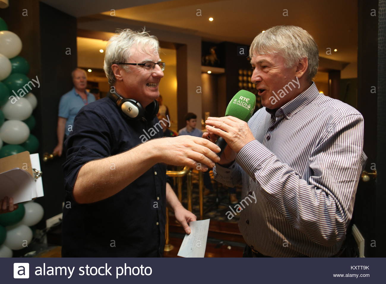 Gathering microphone hi-res stock photography and images - Alamy