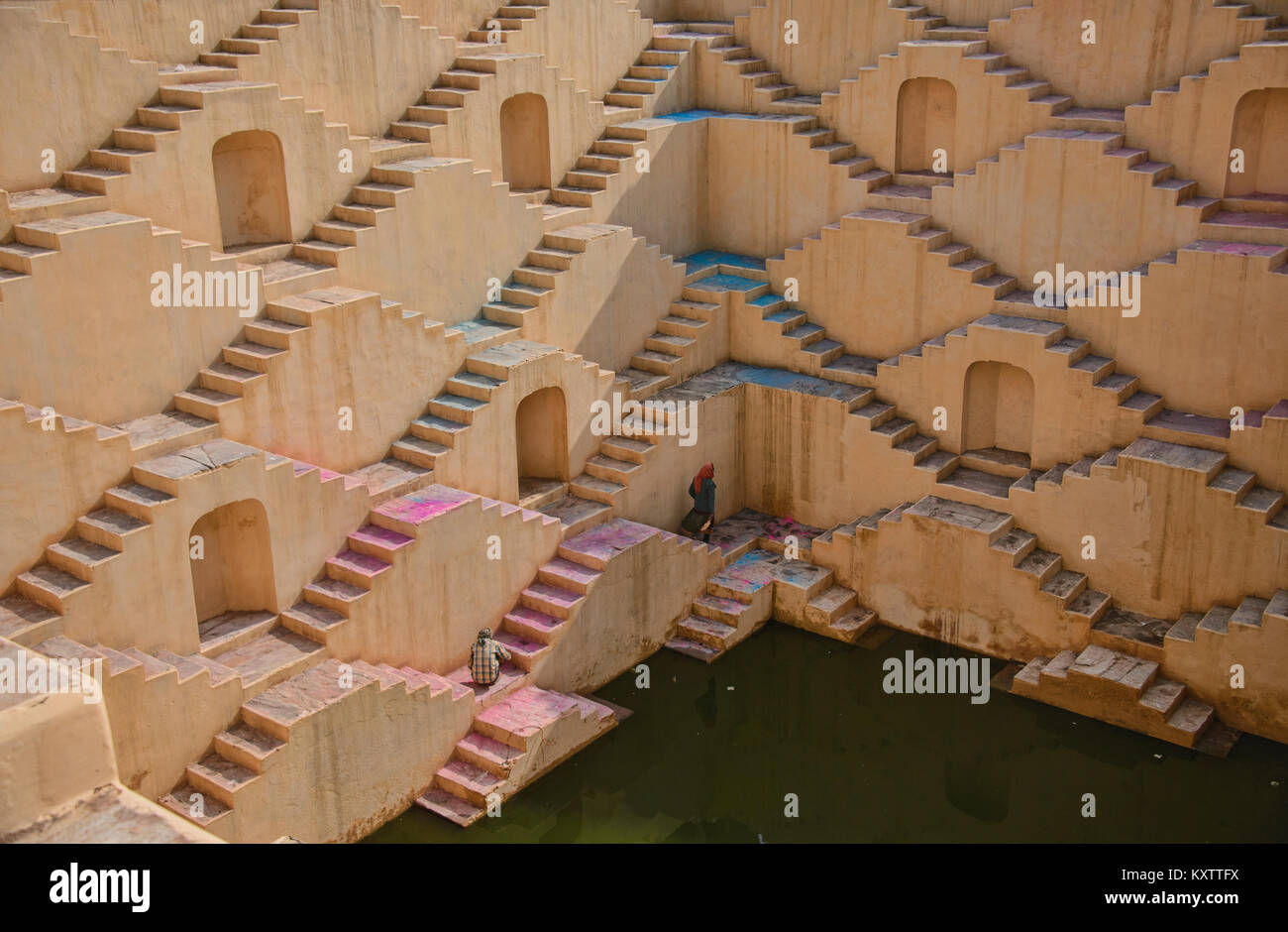 The Panna Meena ka Kund stepwell, Jaipur, India Stock Photo - Alamy