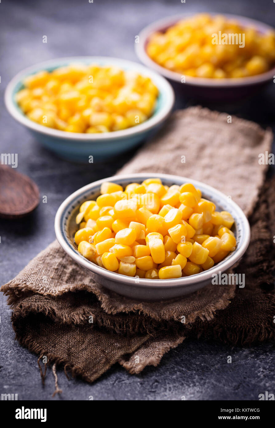Bowl of a sweet corn Stock Photo - Alamy