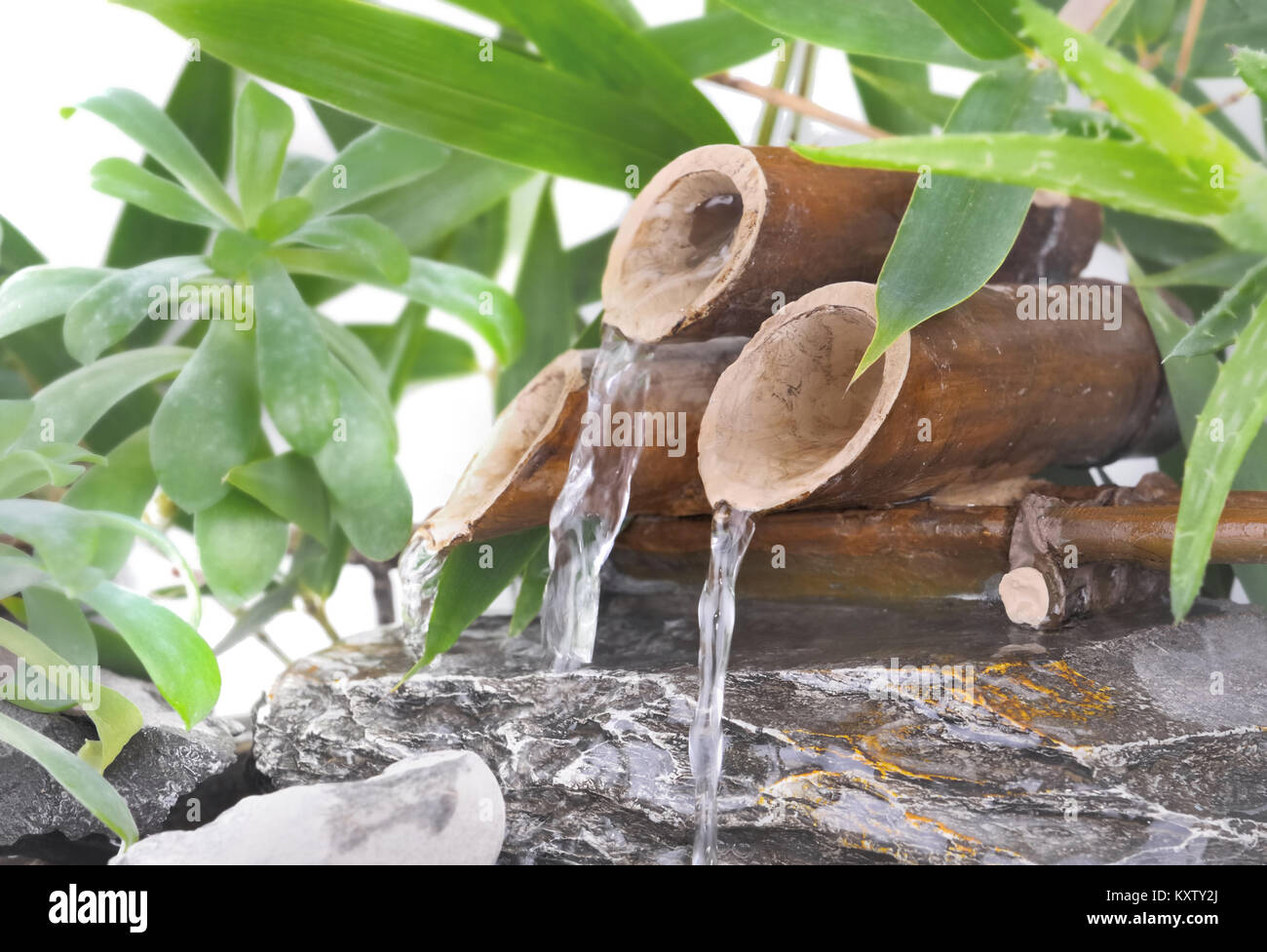 Bamboo fountain hi-res stock photography and images - Alamy