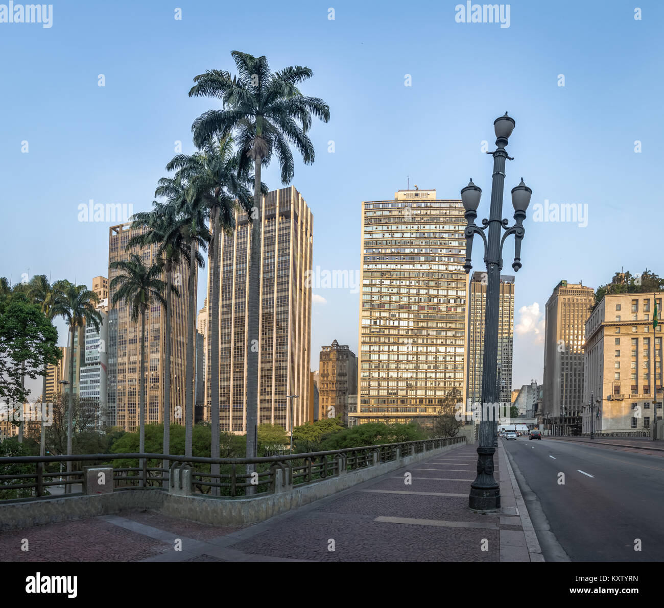 Viaduto do Cha (Tea Viaduct) - Sao Paulo, Brazil Stock Photo - Alamy