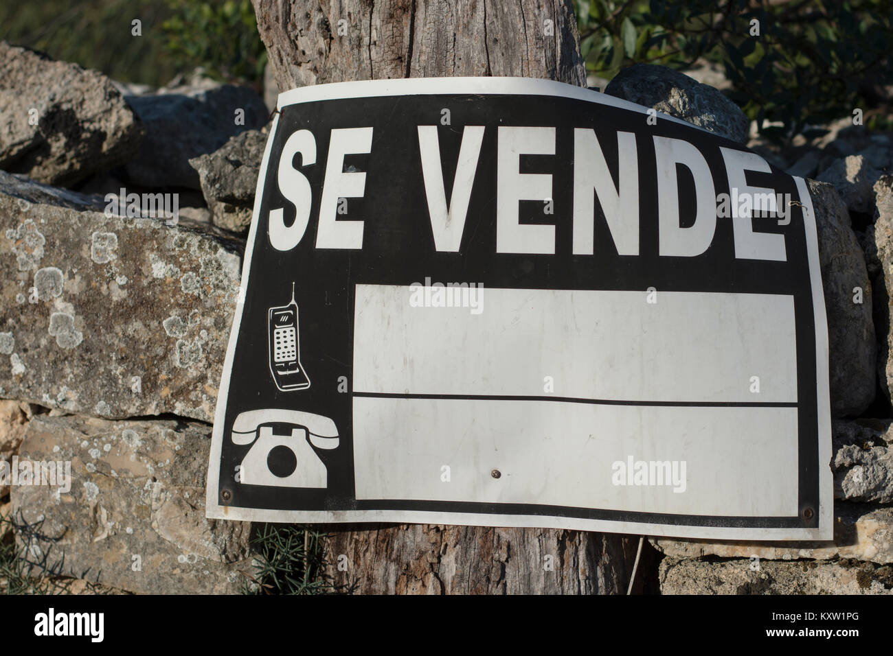 Spanish advertising hi-res stock photography and images - Alamy