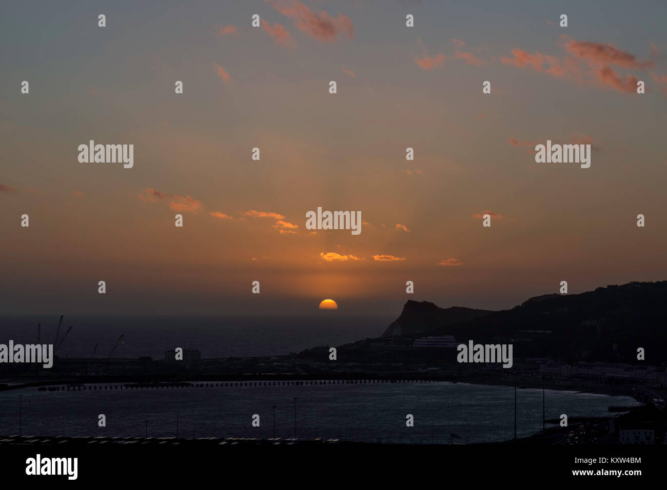 Dover kent sunset hi-res stock photography and images - Alamy