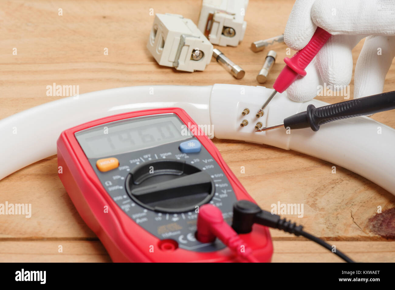 Ac dc in multimeter hi-res stock photography and images - Alamy