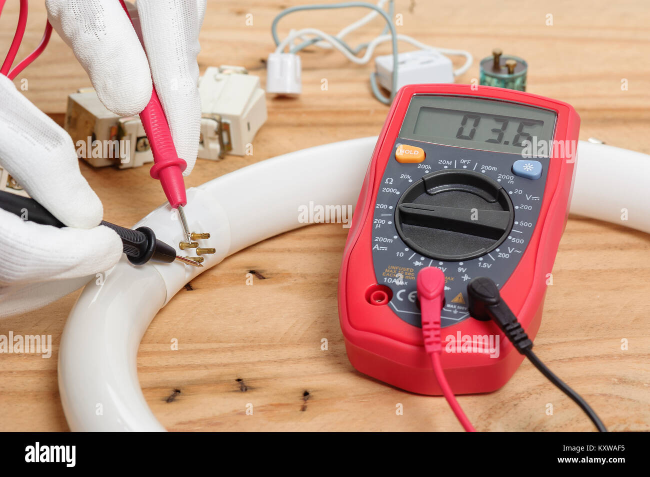 Ac dc in multimeter hi-res stock photography and images - Alamy