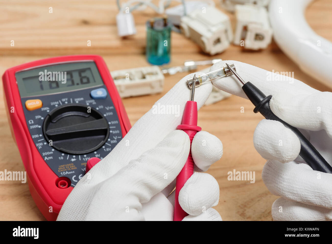 Ac dc in multimeter hi-res stock photography and images - Alamy