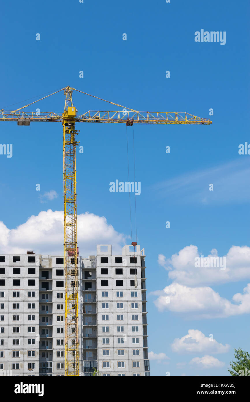 Construction crane skyscraper structure hi-res stock photography and ...