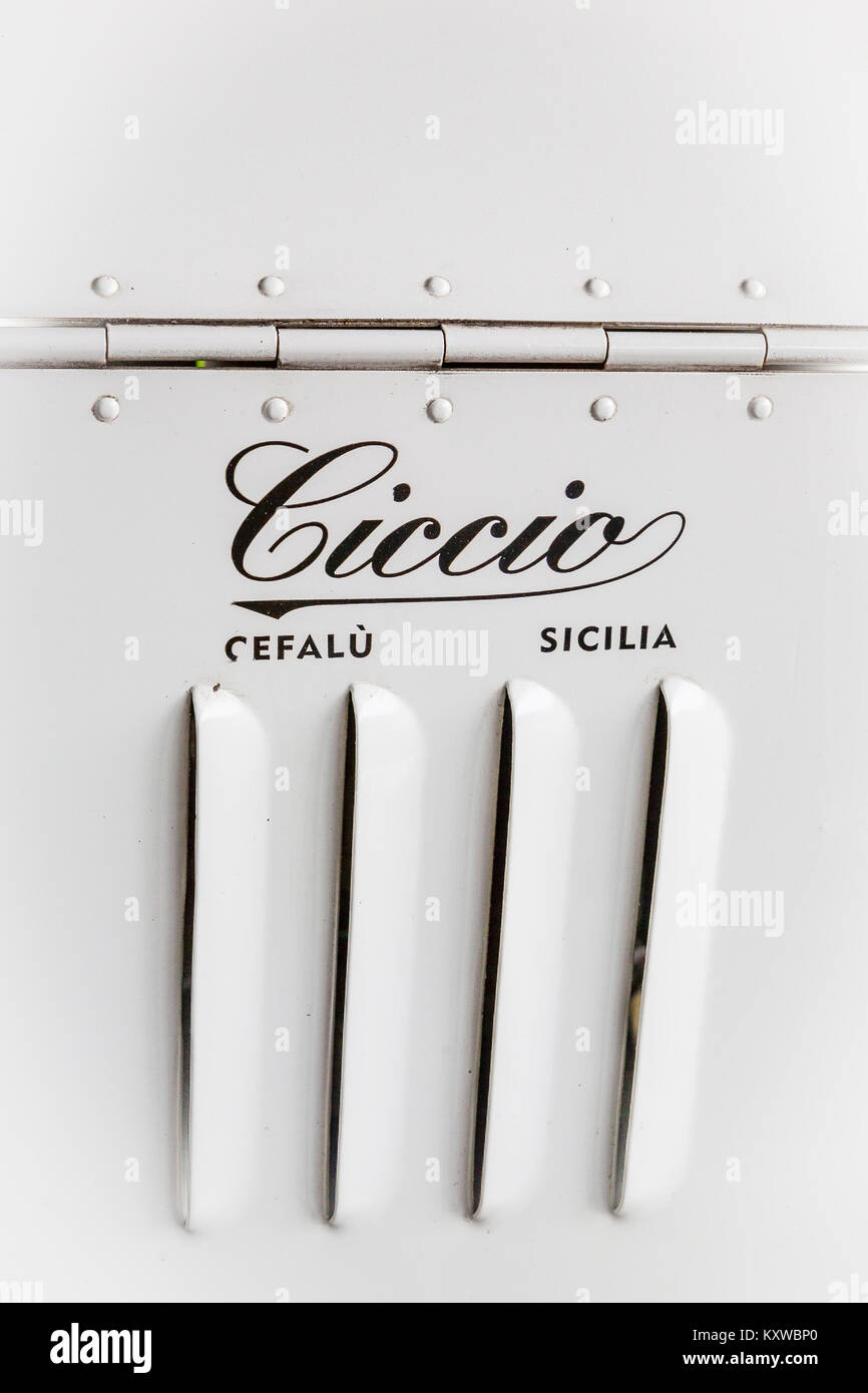 A white engine vent panel from a1913 Daimler Mercedes Rennwagen. GRRC ...