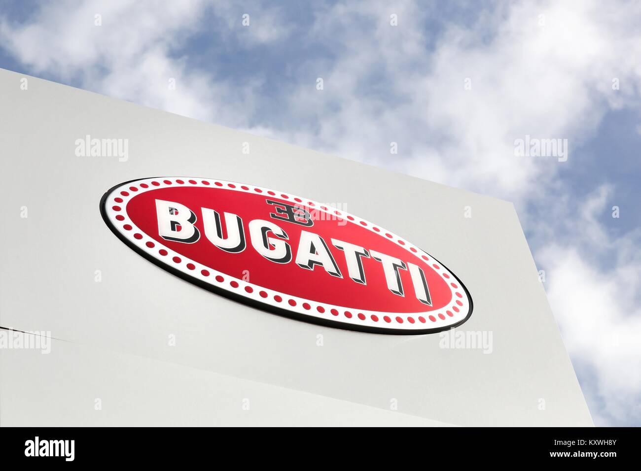 Bugatti logo hi-res stock photography and images - Alamy