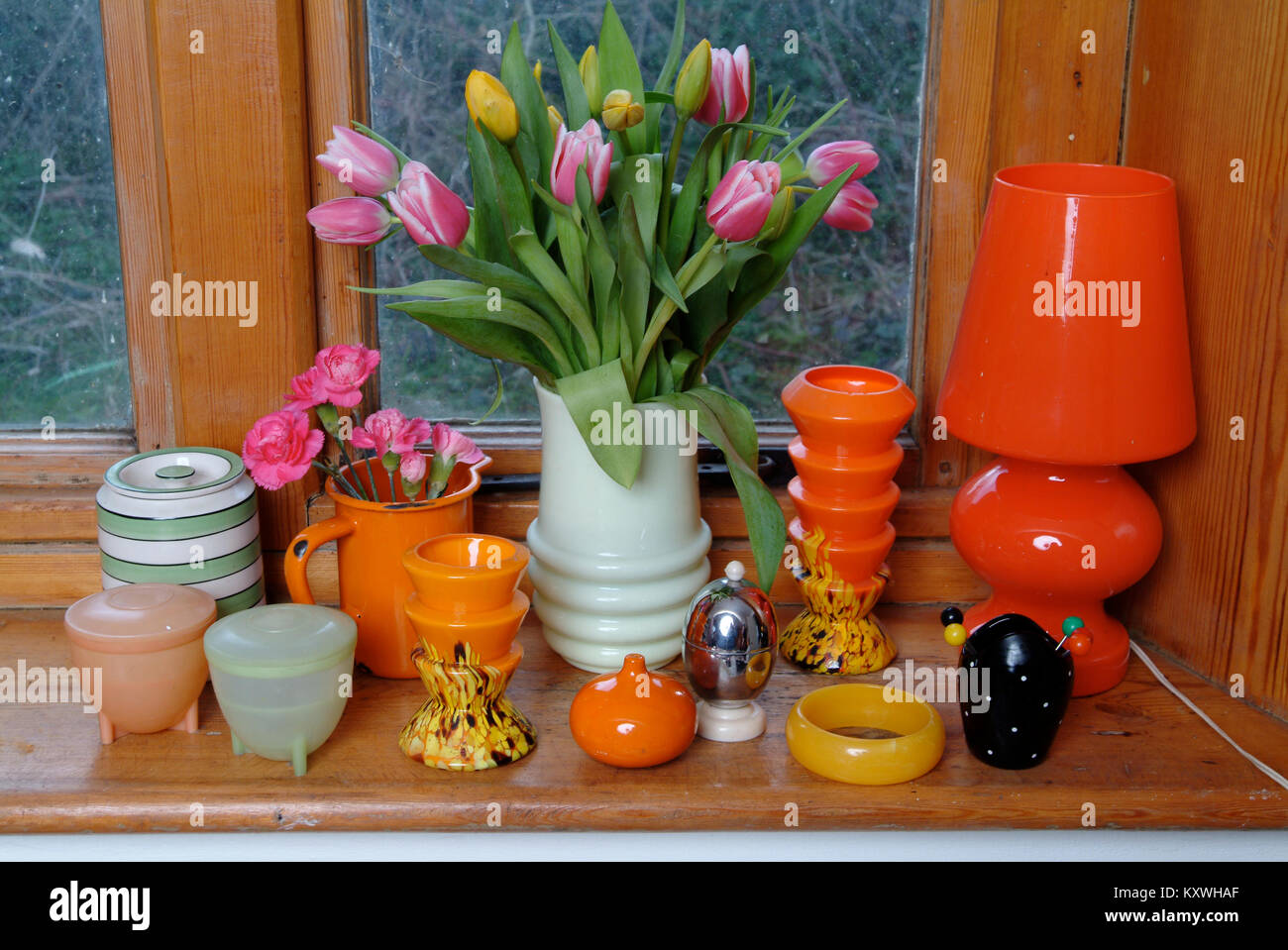 1950s home interior uk hi-res stock photography and images - Alamy